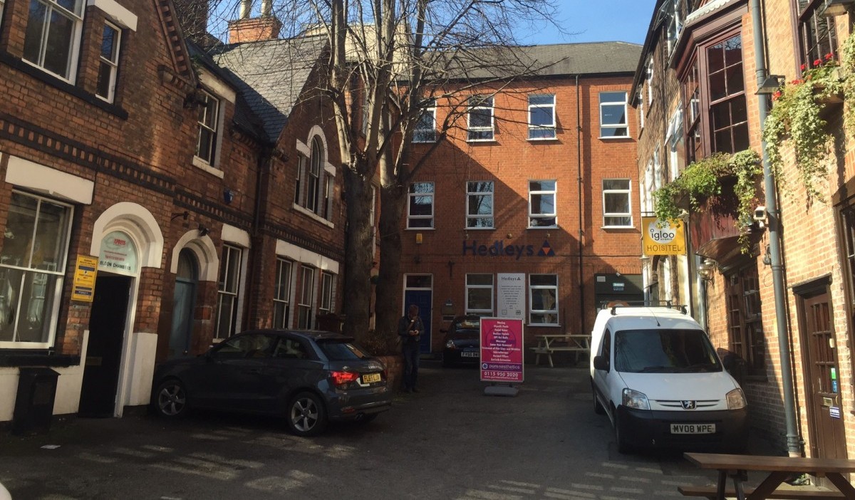 7 Eldon Chambers