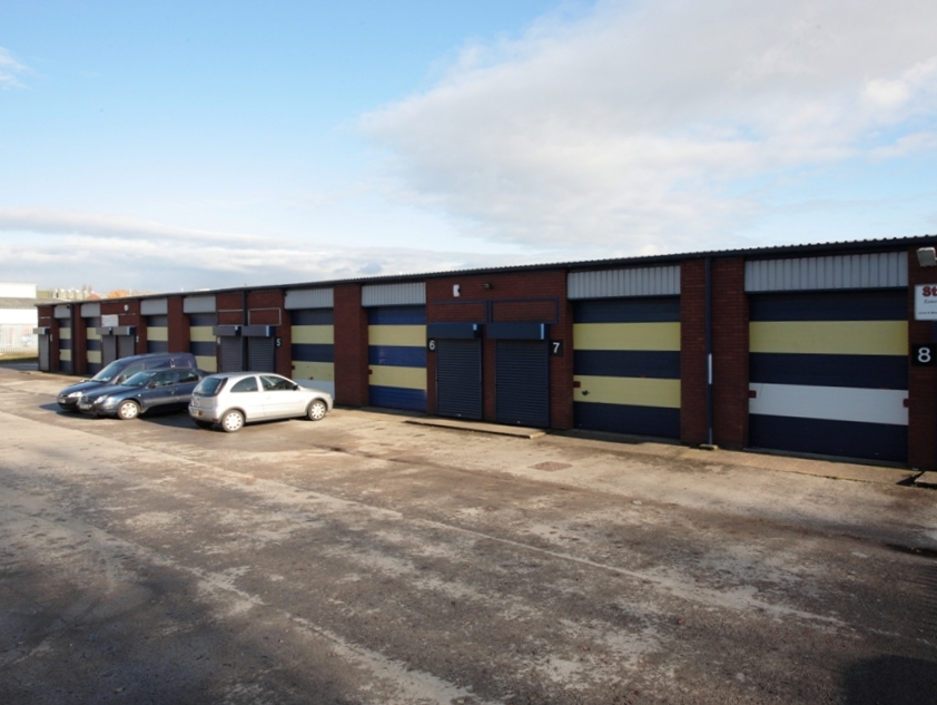 TENANT EXPANDS AT AMBER BUSINESS CENTRE, RIDDINGS, DERBYSHIRE - FHP FHP