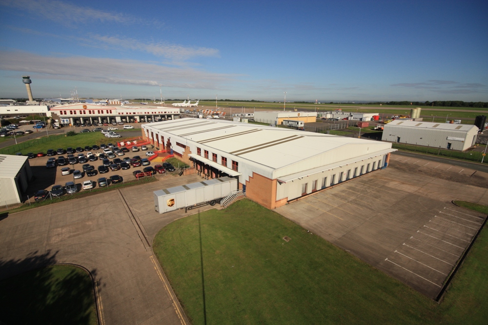 HEAVYWEIGHT AIR EXPRESS EXPANDS AT EAST MIDLANDS AIRPORT - FHP FHP