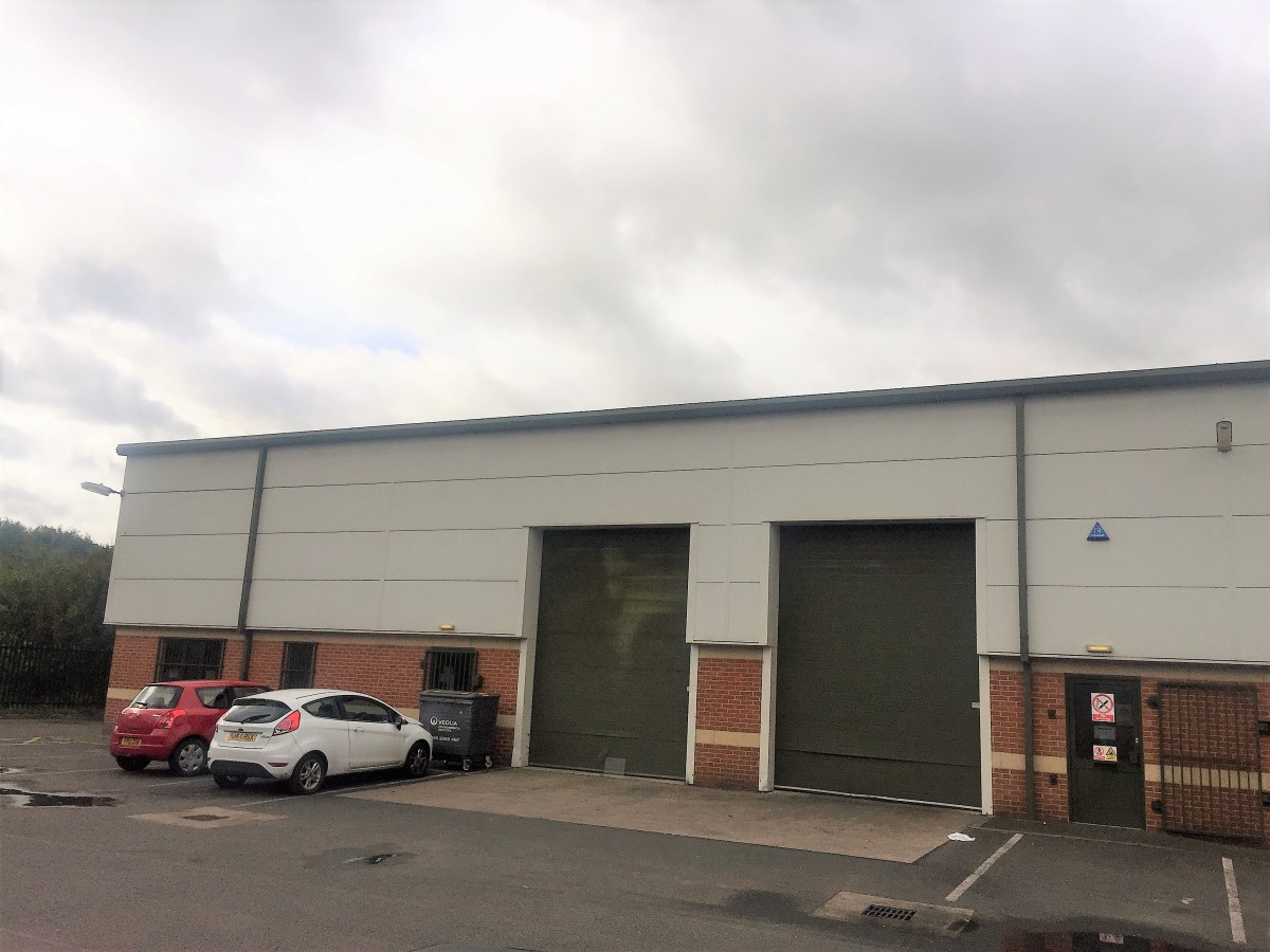 EXCELLENT WAREHOUSE / INDUSTRIAL UNIT IN KIRBY IN ASHFIELD - FHP FHP