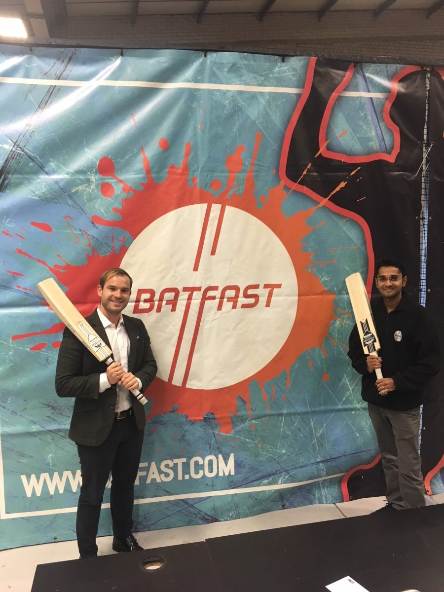 BATFAST CRICKET HIT WINNING RUN AND COMPLETE ON UNIT 14 BLOOMSGROVE ...