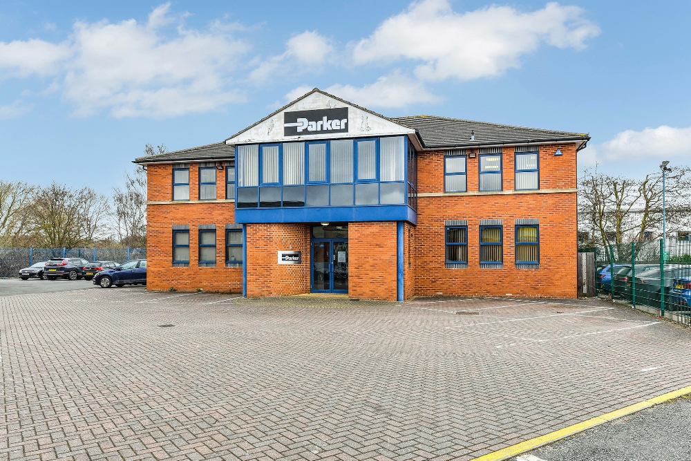 DETACHED OFFICE BUILDING WITH PARKING AVAILABLE TO LEASE ON PRIDE PARK ...