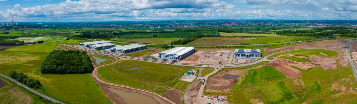 CLOWES DEVELOPMENTS CELEBRATE ANOTHER 100,000SQ FT UNIT ACHIEVING ...