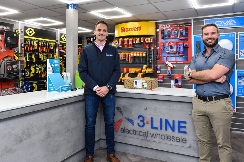 3 LINE ELECTRICAL EXPAND INTO LARGER UNIT AT CASTLE PARK, QUEENS DRIVE ...